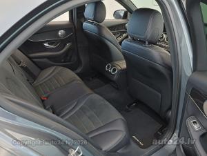 Grey Mercedes-Benz C-Class 2019 in Tallinn, with an engine capacity of 1.60 L and mileage of 139 thousand km for 27900 €, photo 26 on AUTOMOTO.COM.LV