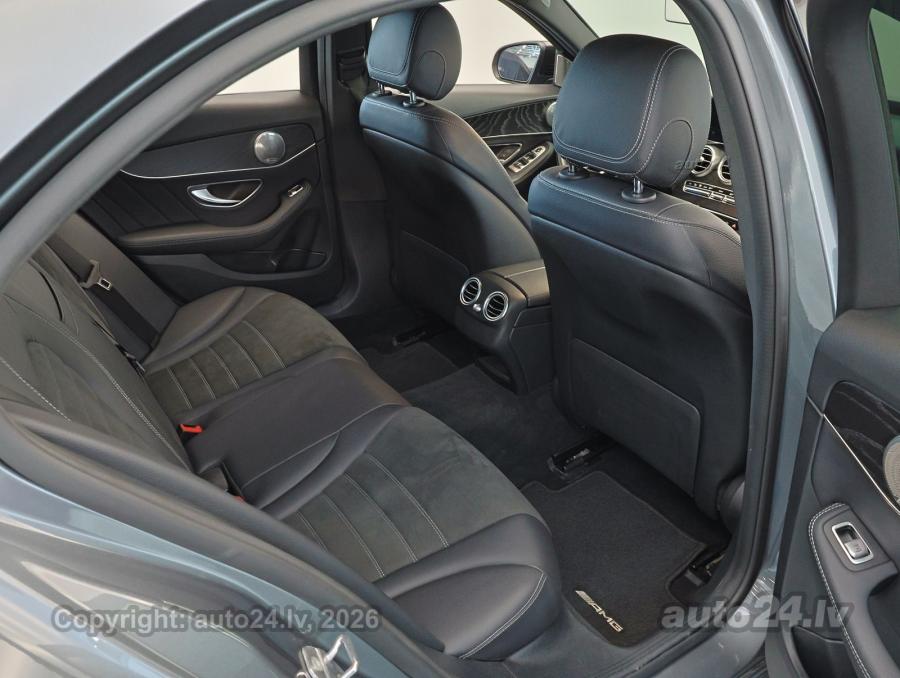 Grey Mercedes-Benz C-Class 2019 in Tallinn, with an engine capacity of 1.60 L and mileage of 139 thousand km for 27900 €, photo 26 on AUTOMOTO.COM.LV