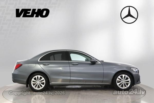 Pelēks Mercedes-Benz C-Class 2020 Tallina, ar dzinēja tilpumu 1.60 L un nobraukumu 118 tūkst. km par 23500 €, foto 2 vietnē AUTOMOTO.COM.LV