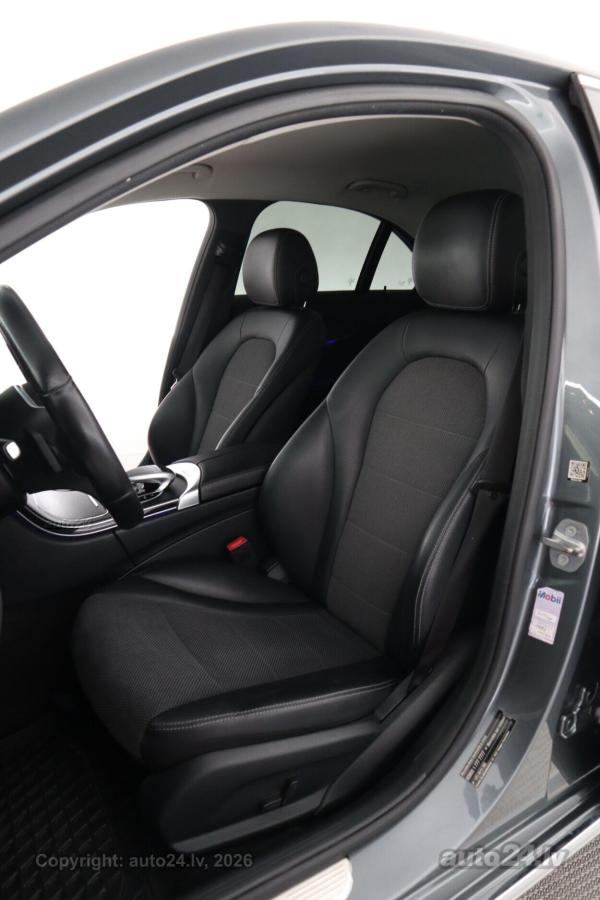 Grey Mercedes-Benz C-Class 2020 in Tallinn, with an engine capacity of 1.60 L and mileage of 118 thousand km for 23500 €, photo 11 on AUTOMOTO.COM.LV