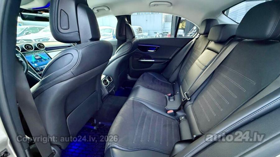 Pelēks Mercedes-Benz C-Class 2021 Tallina, ar dzinēja tilpumu 2.00 L un nobraukumu 102 tūkst. km par 30350 €, foto 28 vietnē AUTOMOTO.COM.LV
