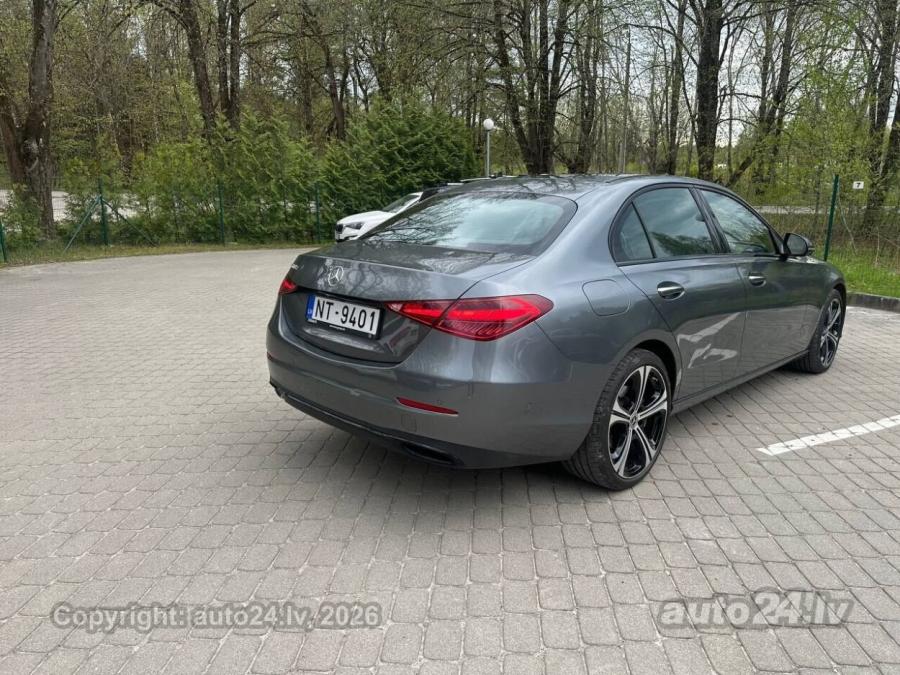Grey Mercedes-Benz C-Class 2021 in Riga, with an engine capacity of 2.00 L and mileage of 28 thousand km for 39900 €, photo 19 on AUTOMOTO.COM.LV