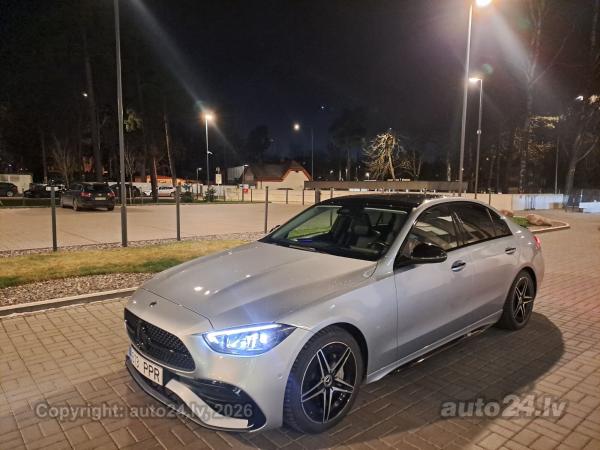 Pelēks Mercedes-Benz C-Class 2021 Tallina, ar dzinēja tilpumu 2.00 L un nobraukumu 75 tūkst. km par 33500 €, foto 8 vietnē AUTOMOTO.COM.LV
