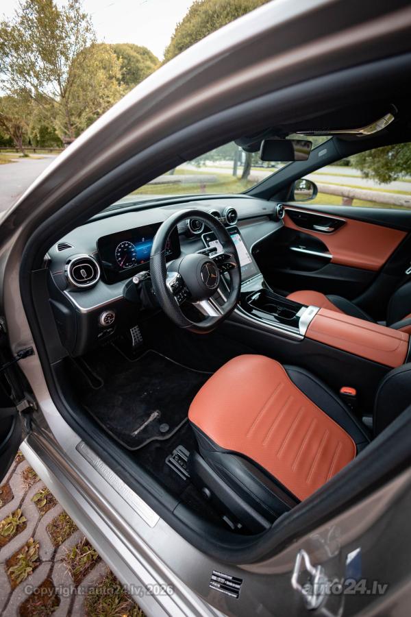Pelēks Mercedes-Benz C-Class 2022 Tallina, ar dzinēja tilpumu 2.00 L un nobraukumu 41 tūkst. km par 42900 €, foto 8 vietnē AUTOMOTO.COM.LV
