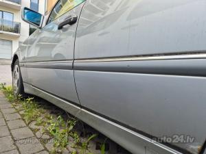 Pelēks Mercedes-Benz C-Class 1999 Tallina, ar dzinēja tilpumu 1.80 L un nobraukumu 177 tūkst. km par 1500 €, foto 7 vietnē AUTOMOTO.COM.LV
