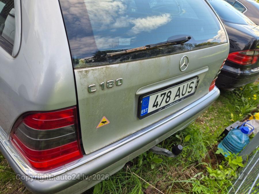 Pelēks Mercedes-Benz C-Class 1999 Tallina, ar dzinēja tilpumu 1.80 L un nobraukumu 177 tūkst. km par 1500 €, foto 10 vietnē AUTOMOTO.COM.LV