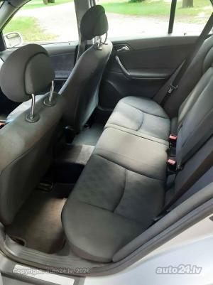 Grey Mercedes-Benz C-Class 2002 in Tallinn, with an engine capacity of 2.10 L and mileage of 555 thousand km for 1400 €, photo 9 on AUTOMOTO.COM.LV