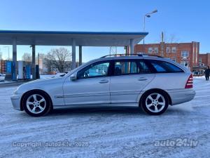 Grey Mercedes-Benz C-Class 2004 in Tartu, with an engine capacity of 2.10 L and mileage of 305 thousand km for 2390 €, photo 6 on AUTOMOTO.COM.LV