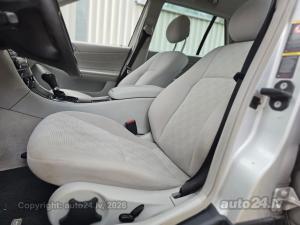 Pelēks Mercedes-Benz C-Class 2004 Tallina, ar dzinēja tilpumu 2.10 L un nobraukumu 255 tūkst. km par 1998 €, foto 9 vietnē AUTOMOTO.COM.LV
