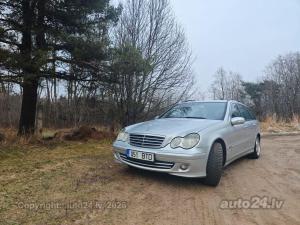 Pelēks Mercedes-Benz C-Class 2005 Tallina, ar dzinēja tilpumu 2.10 L un nobraukumu 283 tūkst. km par 2800 €, foto  vietnē AUTOMOTO.COM.LV