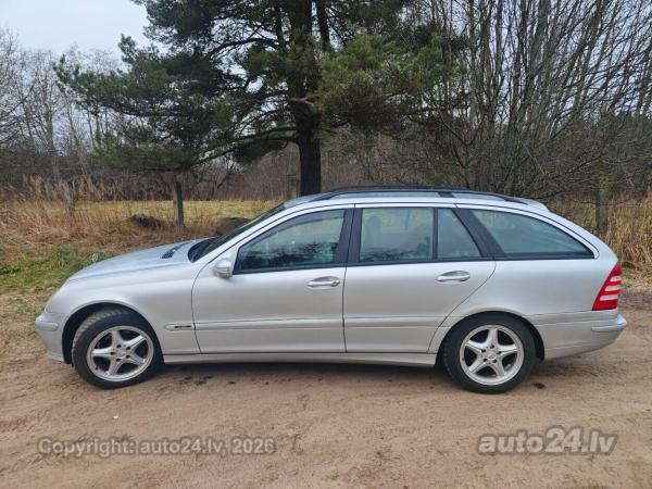 Grey Mercedes-Benz C-Class 2005 in Tallinn, with an engine capacity of 2.10 L and mileage of 283 thousand km for 2800 €, photo 9 on AUTOMOTO.COM.LV