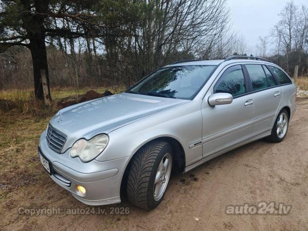 Grey Mercedes-Benz C-Class 2005 in Tallinn, with an engine capacity of 2.10 L and mileage of 283 thousand km for 2800 €, photo 10 on AUTOMOTO.COM.LV