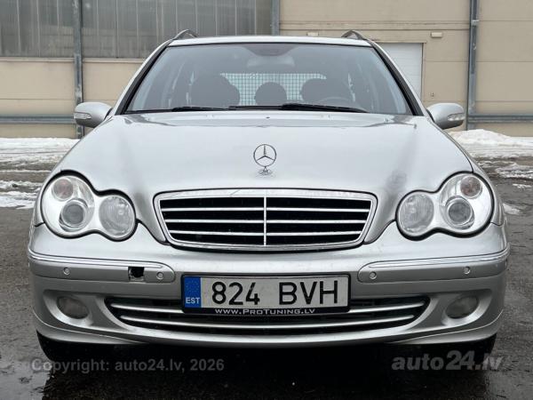 Pelēks Mercedes-Benz C-Class 2005 Narva, ar dzinēja tilpumu 2.10 L un nobraukumu 430 tūkst. km par 1499 €, foto 2 vietnē AUTOMOTO.COM.LV