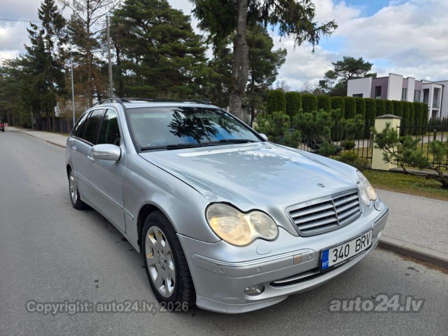 Grey Mercedes-Benz C-Class 2005 in Tallinn, with an engine capacity of 2.10 L and mileage of 356 thousand km for 1690 €, photo 6 on AUTOMOTO.COM.LV