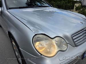 Grey Mercedes-Benz C-Class 2005 in Tallinn, with an engine capacity of 2.10 L and mileage of 356 thousand km for 1690 €, photo 8 on AUTOMOTO.COM.LV