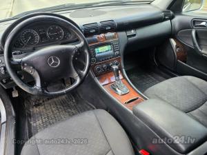 Grey Mercedes-Benz C-Class 2005 in Tallinn, with an engine capacity of 2.10 L and mileage of 356 thousand km for 1690 €, photo 9 on AUTOMOTO.COM.LV