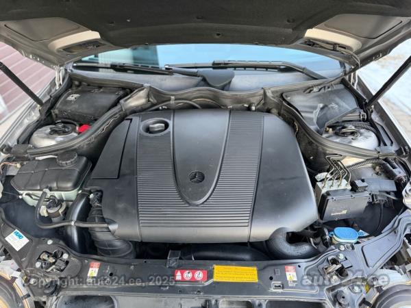 Pelēks Mercedes-Benz C-Class 2006 Veru, ar dzinēja tilpumu 0.00 L un nobraukumu 266 tūkst. km par 3950 €, foto 11 vietnē AUTOMOTO.COM.LV