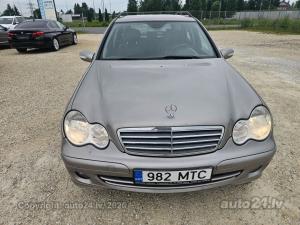Grey Mercedes-Benz C-Class 2006 in Tartu, with an engine capacity of 2.10 L and mileage of 299 thousand km for 2990 €, photo 3 on AUTOMOTO.COM.LV