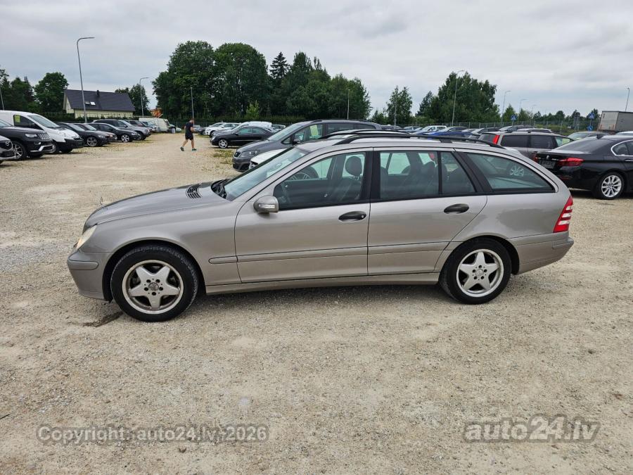 Grey Mercedes-Benz C-Class 2006 in Tartu, with an engine capacity of 2.10 L and mileage of 299 thousand km for 2990 €, photo 4 on AUTOMOTO.COM.LV