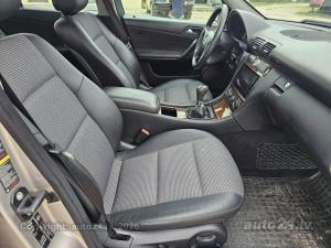 Grey Mercedes-Benz C-Class 2006 in Tartu, with an engine capacity of 2.10 L and mileage of 299 thousand km for 2990 €, photo 13 on AUTOMOTO.COM.LV
