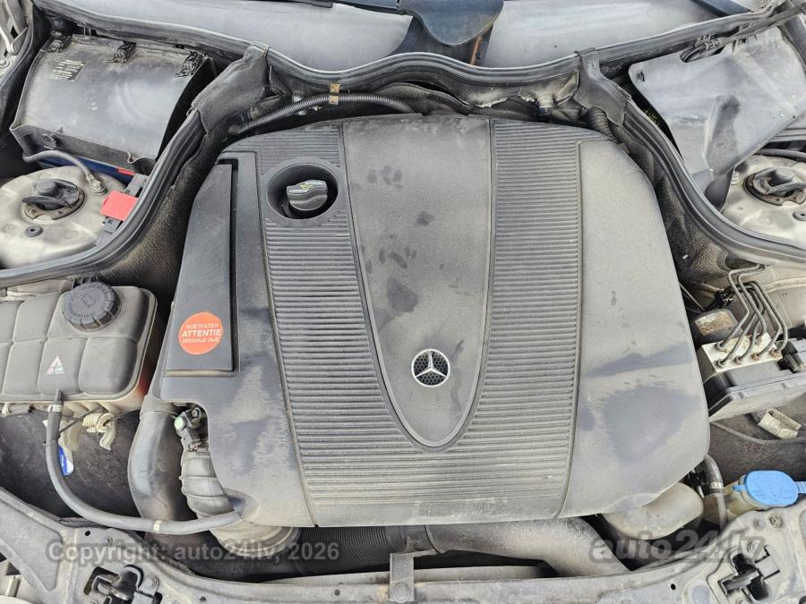 Grey Mercedes-Benz C-Class 2006 in Tartu, with an engine capacity of 2.10 L and mileage of 299 thousand km for 2990 €, photo 17 on AUTOMOTO.COM.LV