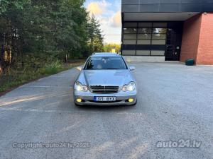 Pelēks Mercedes-Benz C-Class 2006 Tallina, ar dzinēja tilpumu 2.10 L un nobraukumu 267 tūkst. km par 3999 €, foto  vietnē AUTOMOTO.COM.LV