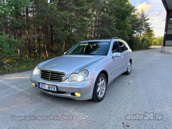 Grey Mercedes-Benz C-Class 2006 in Tallinn, with an engine capacity of 2.10 L and mileage of 267 thousand km for 3999 €, photo 3 on AUTOMOTO.COM.LV