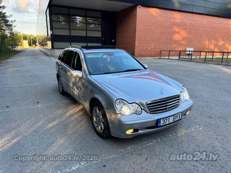 Pelēks Mercedes-Benz C-Class 2006 Tallina, ar dzinēja tilpumu 2.10 L un nobraukumu 267 tūkst. km par 3999 €, foto 5 vietnē AUTOMOTO.COM.LV