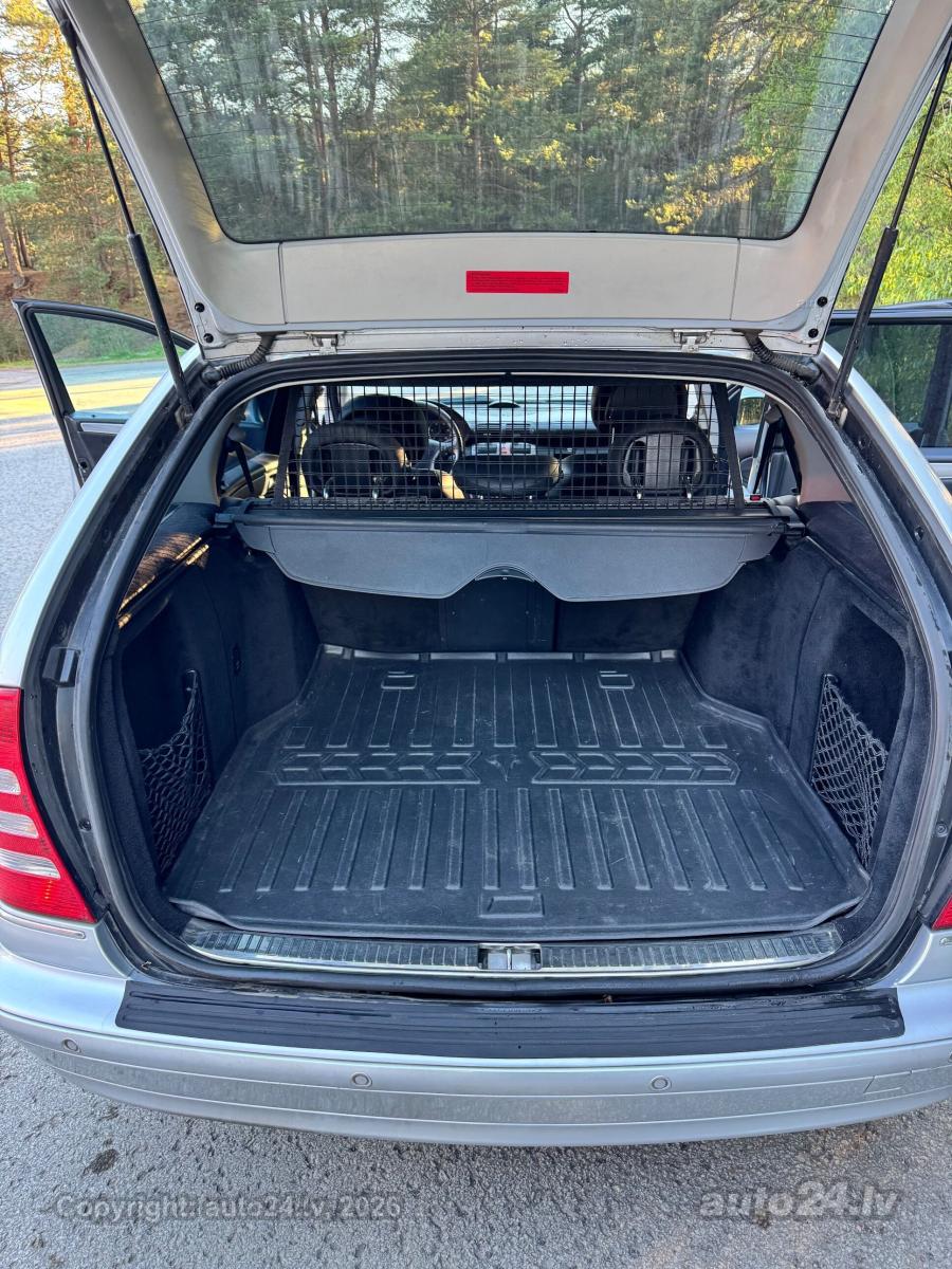 Pelēks Mercedes-Benz C-Class 2006 Tallina, ar dzinēja tilpumu 2.10 L un nobraukumu 267 tūkst. km par 3999 €, foto 20 vietnē AUTOMOTO.COM.LV