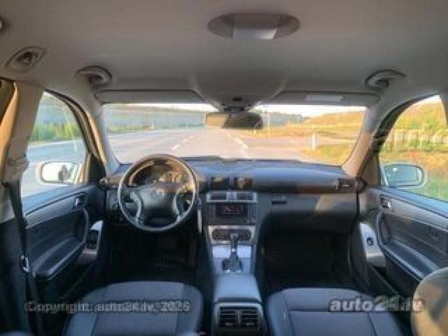 Grey Mercedes-Benz C-Class 2007 in Tallinn, with an engine capacity of 1.80 L and mileage of 155 thousand km for 5500 €, photo 7 on AUTOMOTO.COM.LV