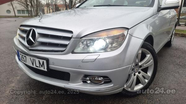 Grey Mercedes-Benz C-Class 2008 in Johvi, with an engine capacity of 2.10 L and mileage of 254 thousand km for 2999 €, photo 7 on AUTOMOTO.COM.LV