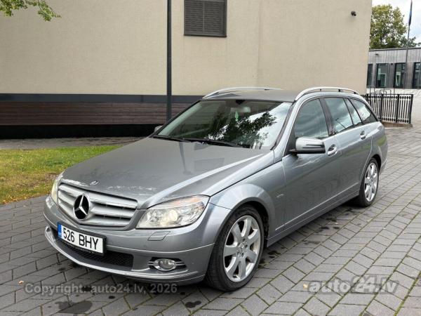 Pelēks Mercedes-Benz C-Class 2008 Rapla, ar dzinēja tilpumu 3.00 L un nobraukumu 0 tūkst. km par 4000 €, foto 1 vietnē AUTOMOTO.COM.LV