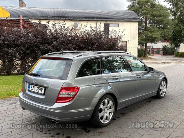 Pelēks Mercedes-Benz C-Class 2008 Rapla, ar dzinēja tilpumu 3.00 L un nobraukumu 0 tūkst. km par 4000 €, foto 6 vietnē AUTOMOTO.COM.LV