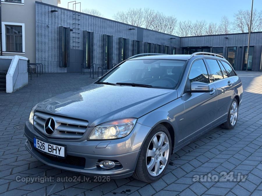 Grey Mercedes-Benz C-Class 2008 in Rapla, with an engine capacity of 3.00 L and mileage of 410 thousand km for 4000 €, photo 1 on AUTOMOTO.COM.LV