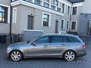 Grey Mercedes-Benz C-Class 2008 in Rapla, with an engine capacity of 3.00 L and mileage of 410 thousand km for 4000 €, photo 3 on AUTOMOTO.COM.LV