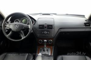 Pelēks Mercedes-Benz C-Class 2008 Tallina, ar dzinēja tilpumu 2.10 L un nobraukumu 306 tūkst. km par 2999 €, foto 6 vietnē AUTOMOTO.COM.LV