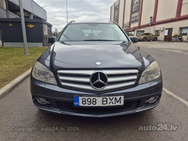 Grey Mercedes-Benz C-Class 2009 in Tallinn, with an engine capacity of 2.10 L and mileage of 395 thousand km for 2999 €, photo 3 on AUTOMOTO.COM.LV