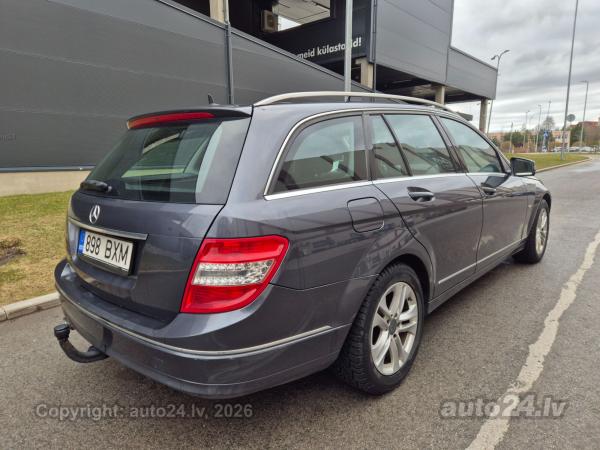 Grey Mercedes-Benz C-Class 2009 in Tallinn, with an engine capacity of 2.10 L and mileage of 395 thousand km for 2999 €, photo 5 on AUTOMOTO.COM.LV
