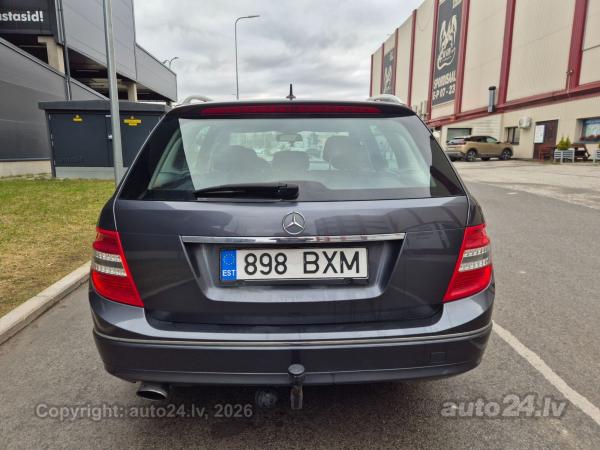 Grey Mercedes-Benz C-Class 2009 in Tallinn, with an engine capacity of 2.10 L and mileage of 395 thousand km for 2999 €, photo 6 on AUTOMOTO.COM.LV