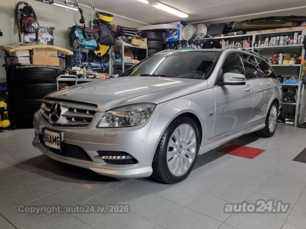 Pelēks Mercedes-Benz C-Class 2010 Tallina, ar dzinēja tilpumu 2.20 L un nobraukumu 212 tūkst. km par 11500 €, foto 1 vietnē AUTOMOTO.COM.LV