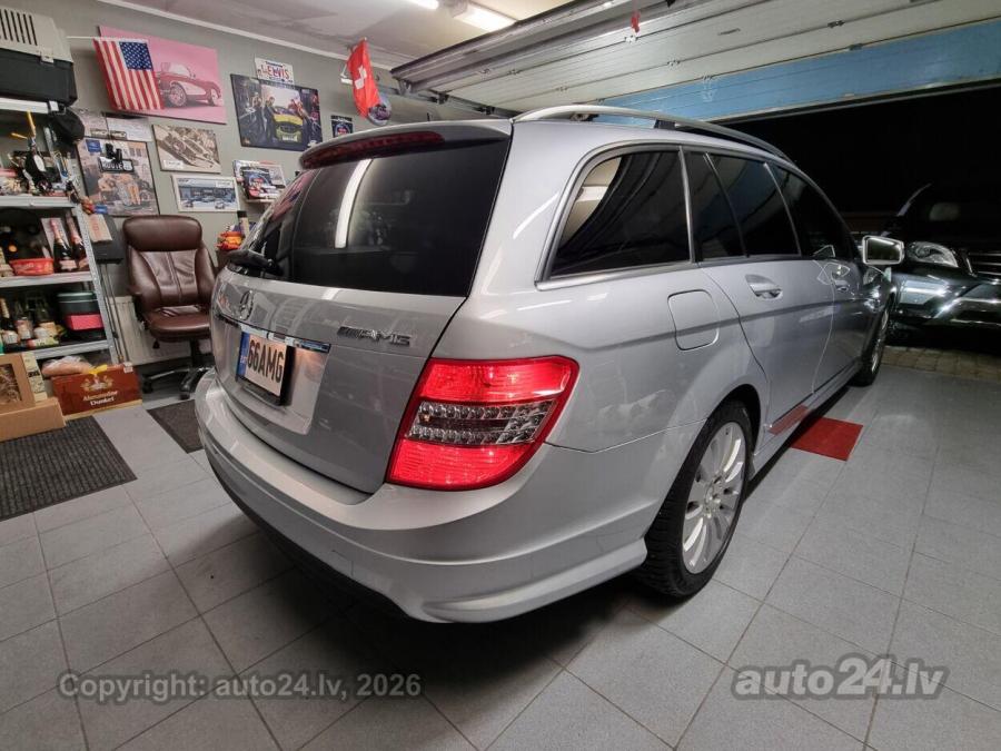 Pelēks Mercedes-Benz C-Class 2010 Tallina, ar dzinēja tilpumu 2.20 L un nobraukumu 212 tūkst. km par 11500 €, foto 2 vietnē AUTOMOTO.COM.LV