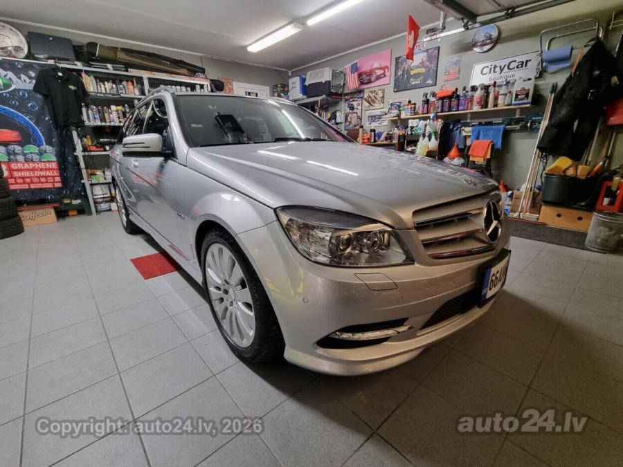 Pelēks Mercedes-Benz C-Class 2010 Tallina, ar dzinēja tilpumu 2.20 L un nobraukumu 212 tūkst. km par 11500 €, foto 14 vietnē AUTOMOTO.COM.LV