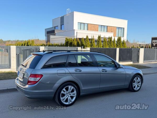 Grey Mercedes-Benz C-Class 2010 in Tallinn, with an engine capacity of 2.10 L and mileage of 400 thousand km for 2800 €, photo 4 on AUTOMOTO.COM.LV