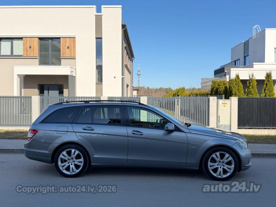 Pelēks Mercedes-Benz C-Class 2010 Tallina, ar dzinēja tilpumu 2.10 L un nobraukumu 400 tūkst. km par 2800 €, foto 5 vietnē AUTOMOTO.COM.LV
