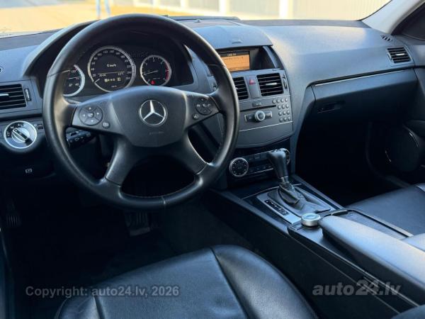 Grey Mercedes-Benz C-Class 2010 in Tallinn, with an engine capacity of 2.10 L and mileage of 400 thousand km for 2800 €, photo 8 on AUTOMOTO.COM.LV