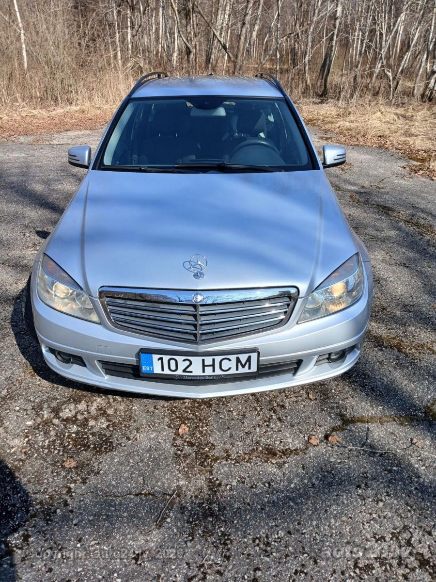 Pelēks Mercedes-Benz C-Class 2010 Pērnava, ar dzinēja tilpumu 2.10 L un nobraukumu 289 tūkst. km par 6500 €, foto 1 vietnē AUTOMOTO.COM.LV
