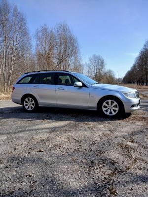 Pelēks Mercedes-Benz C-Class 2010 Pērnava, ar dzinēja tilpumu 2.10 L un nobraukumu 289 tūkst. km par 6500 €, foto 6 vietnē AUTOMOTO.COM.LV