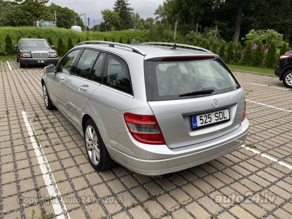 Grey Mercedes-Benz C-Class 2010 in Tartu, with an engine capacity of 2.10 L and mileage of 232 thousand km for 5590 €, photo 4 on AUTOMOTO.COM.LV