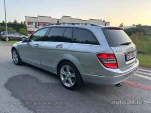 Pelēks Mercedes-Benz C-Class 2010 Tallina, ar dzinēja tilpumu 2.10 L un nobraukumu 260 tūkst. km par 5990 €, foto 5 vietnē AUTOMOTO.COM.LV