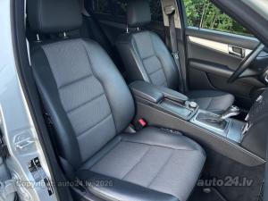 Pelēks Mercedes-Benz C-Class 2010 Tallina, ar dzinēja tilpumu 2.10 L un nobraukumu 260 tūkst. km par 5990 €, foto 14 vietnē AUTOMOTO.COM.LV